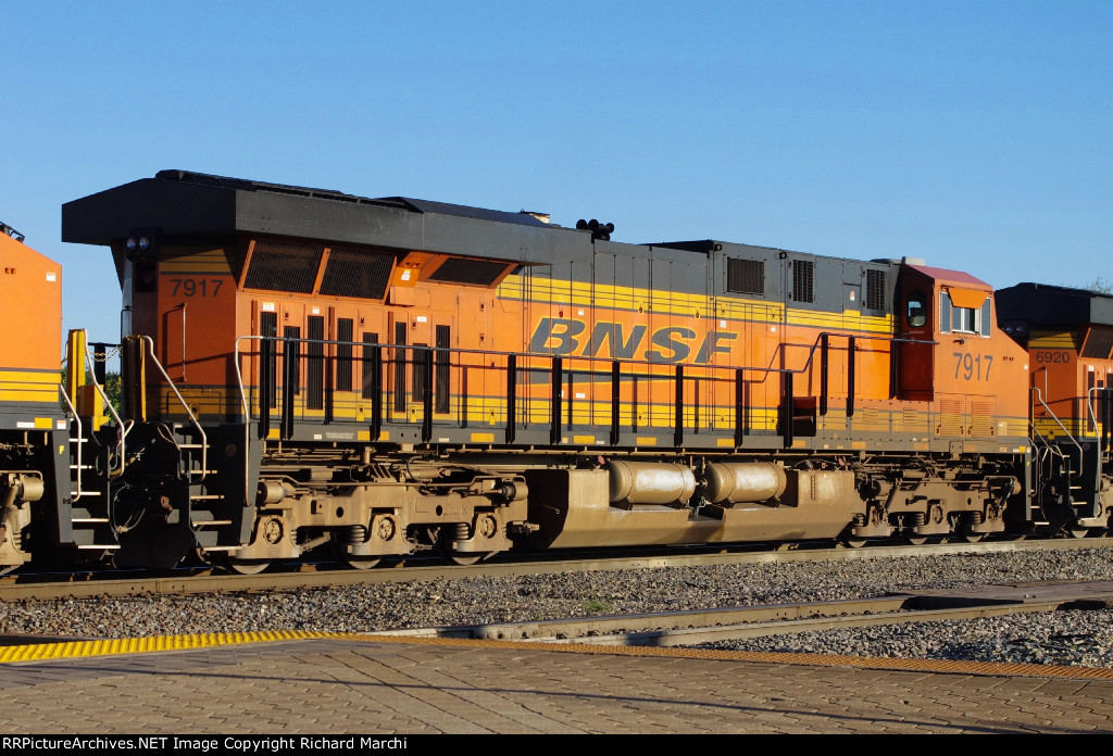 BNSF 7917